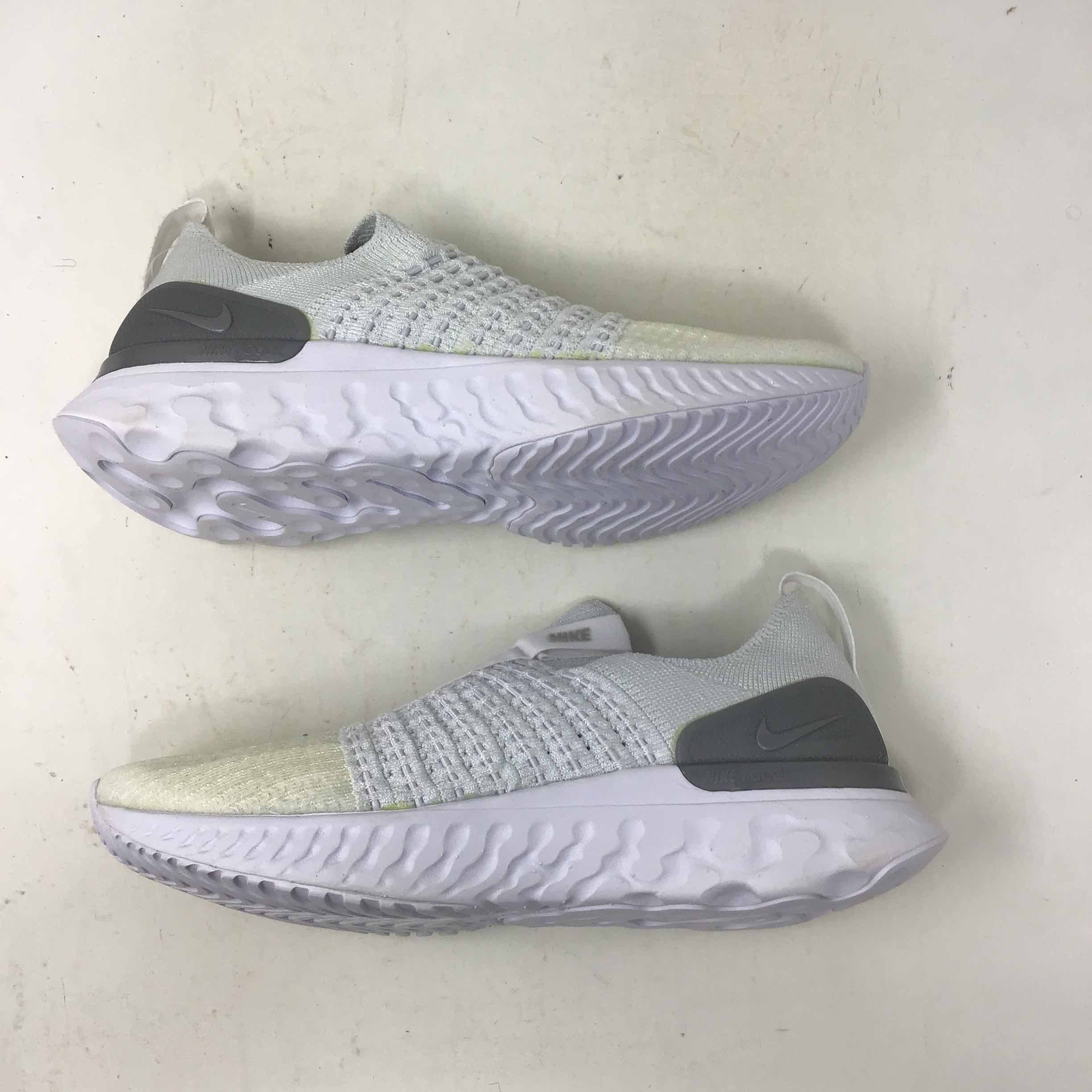 Nike Wmns React Phantom Run Flyknit 2 True White Silver | Grailed