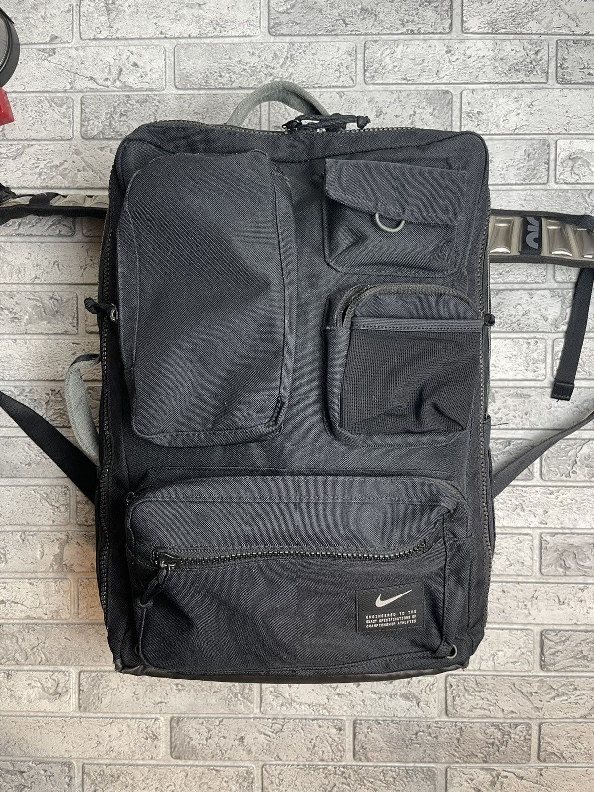 Nike Nike Vintage BASIC Logo School Bag 90’s Multipocket Backpack | Grailed