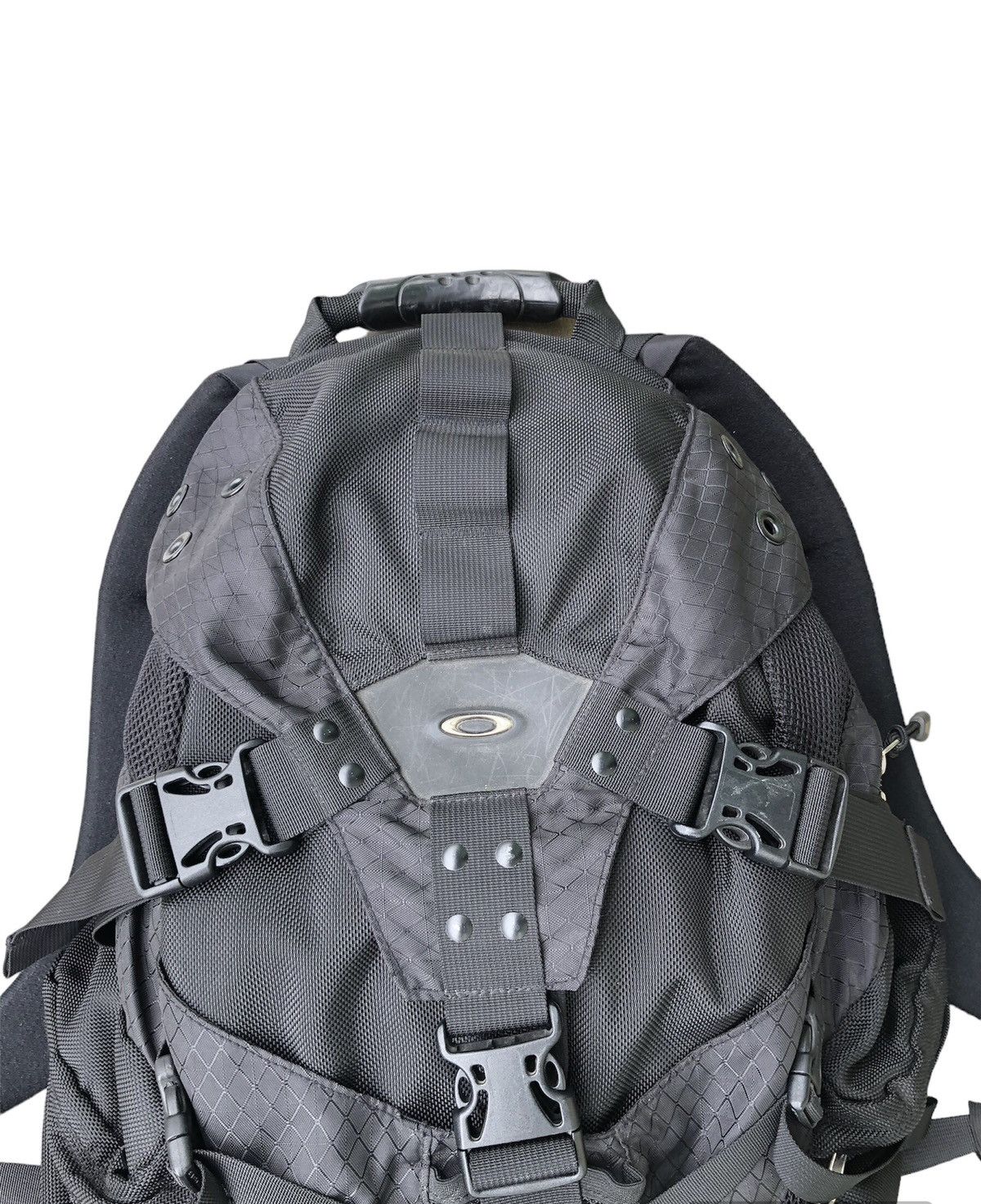 Backpack × Oakley × Vintage 🚨ACCEPT OFFER🚨vintage Oakley icon backpack ...