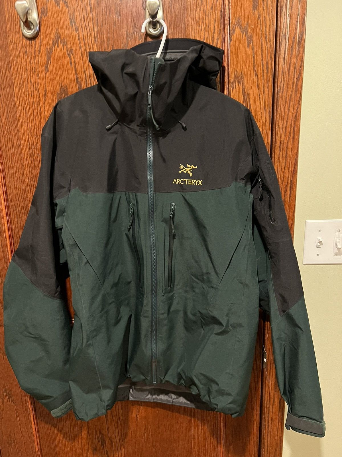 Arc'teryx Arc’teryx Alpha SV LIMITED EDITION Monod Sports Edition | Grailed
