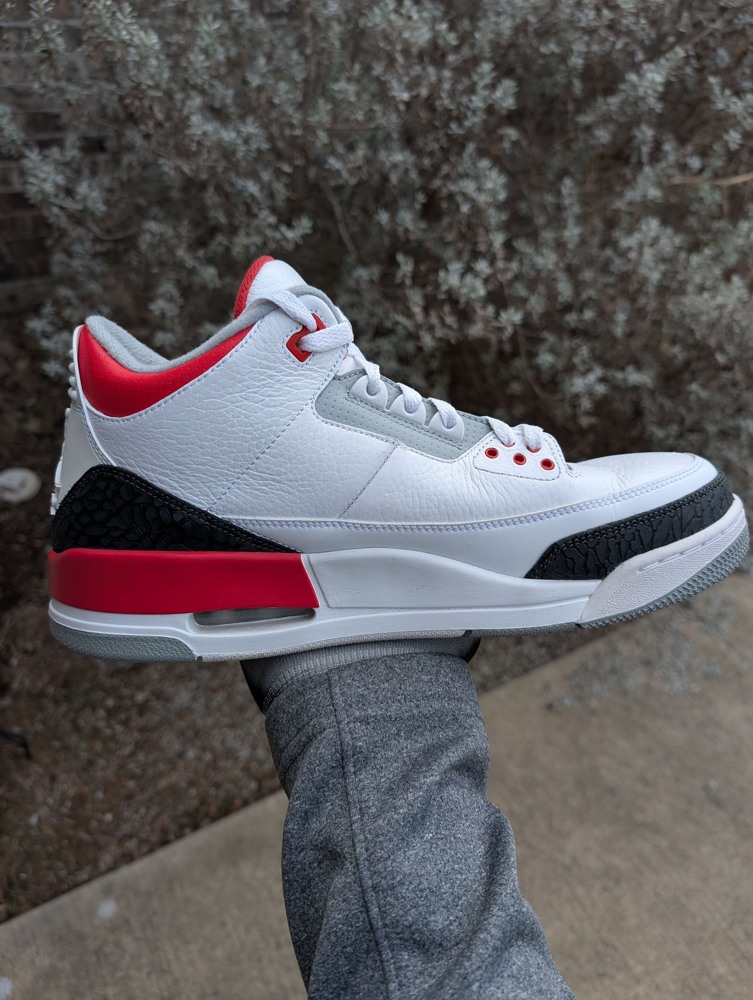 Jordan Brand Jordan 3 Fire Red 2013 | Grailed