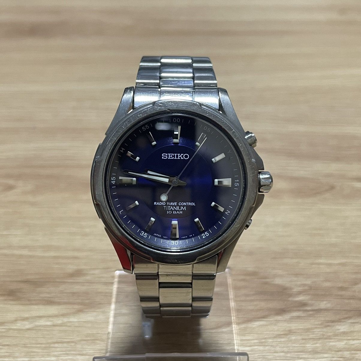 Designer × Seiko × Vintage Seiko Titanium Solar 5B21-0AB0 Quartz 10 Bar ...