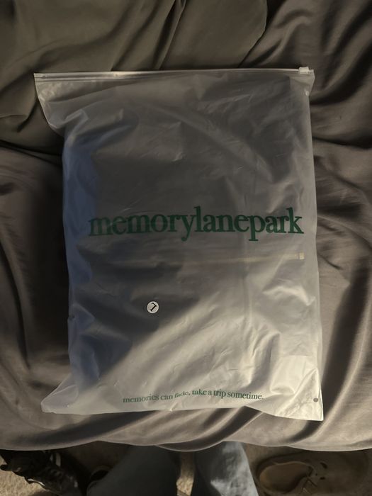 Vintage MemoryLanePark New York Zip-Up Hoodie, Size Large, Navy | Grailed