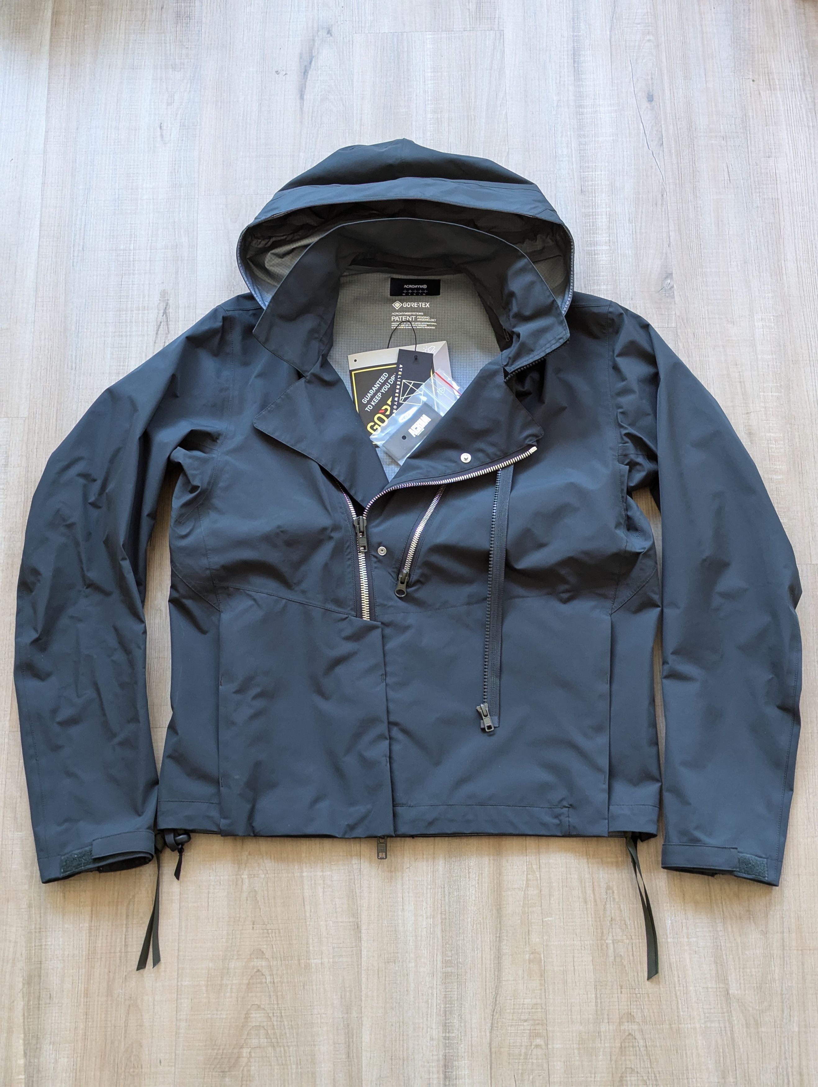 Acronym SS23 J68-GT | Grailed