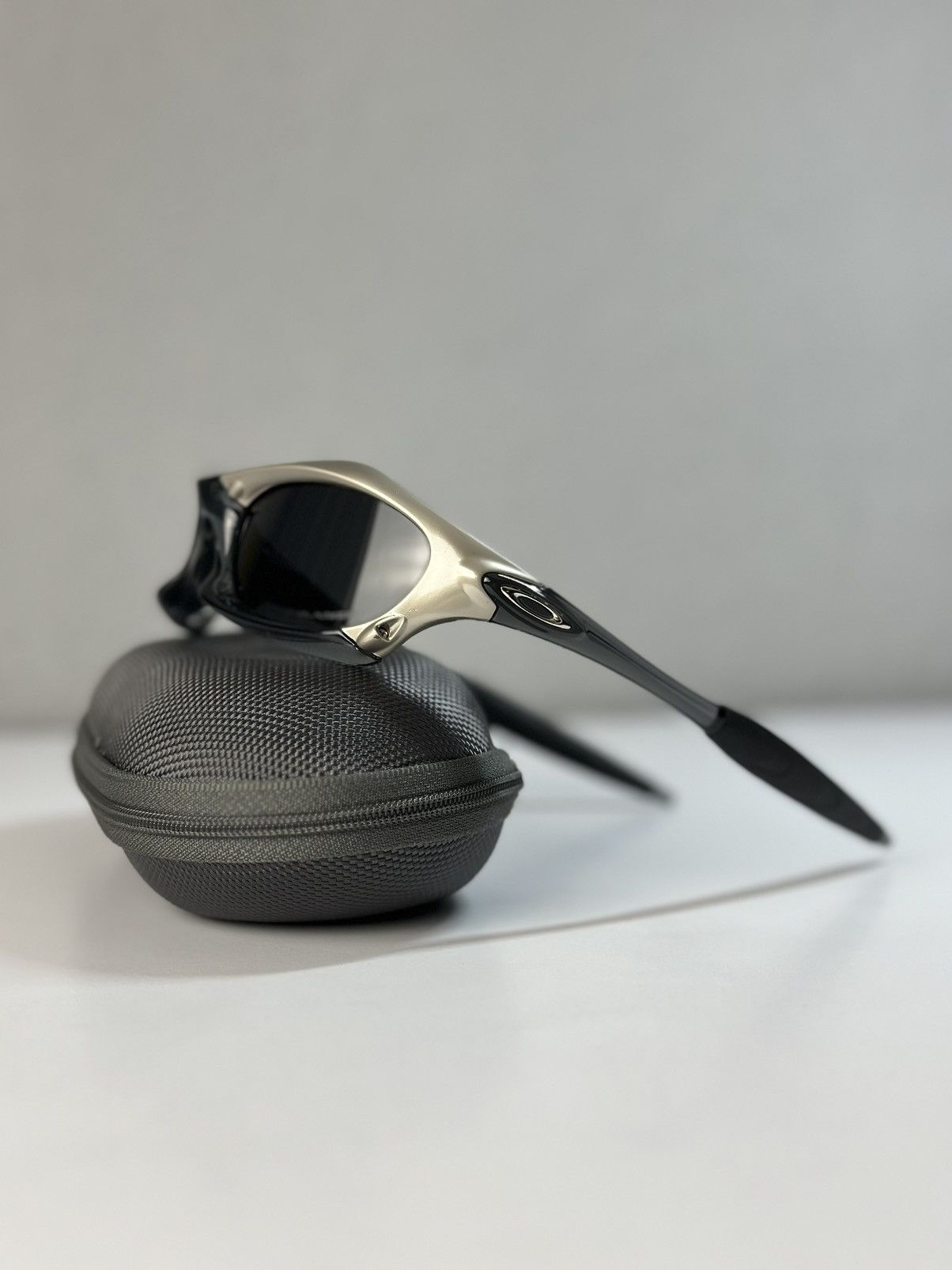 Vintage Vintage Oakley Plate Black Rare Sunglasses 90s Y2K | Grailed