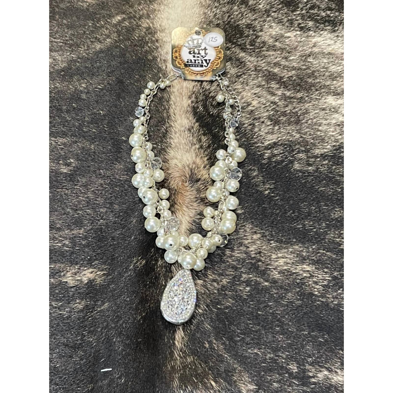 Designer ART BY AMY LABBE Pearls Necklace In White | Grailed