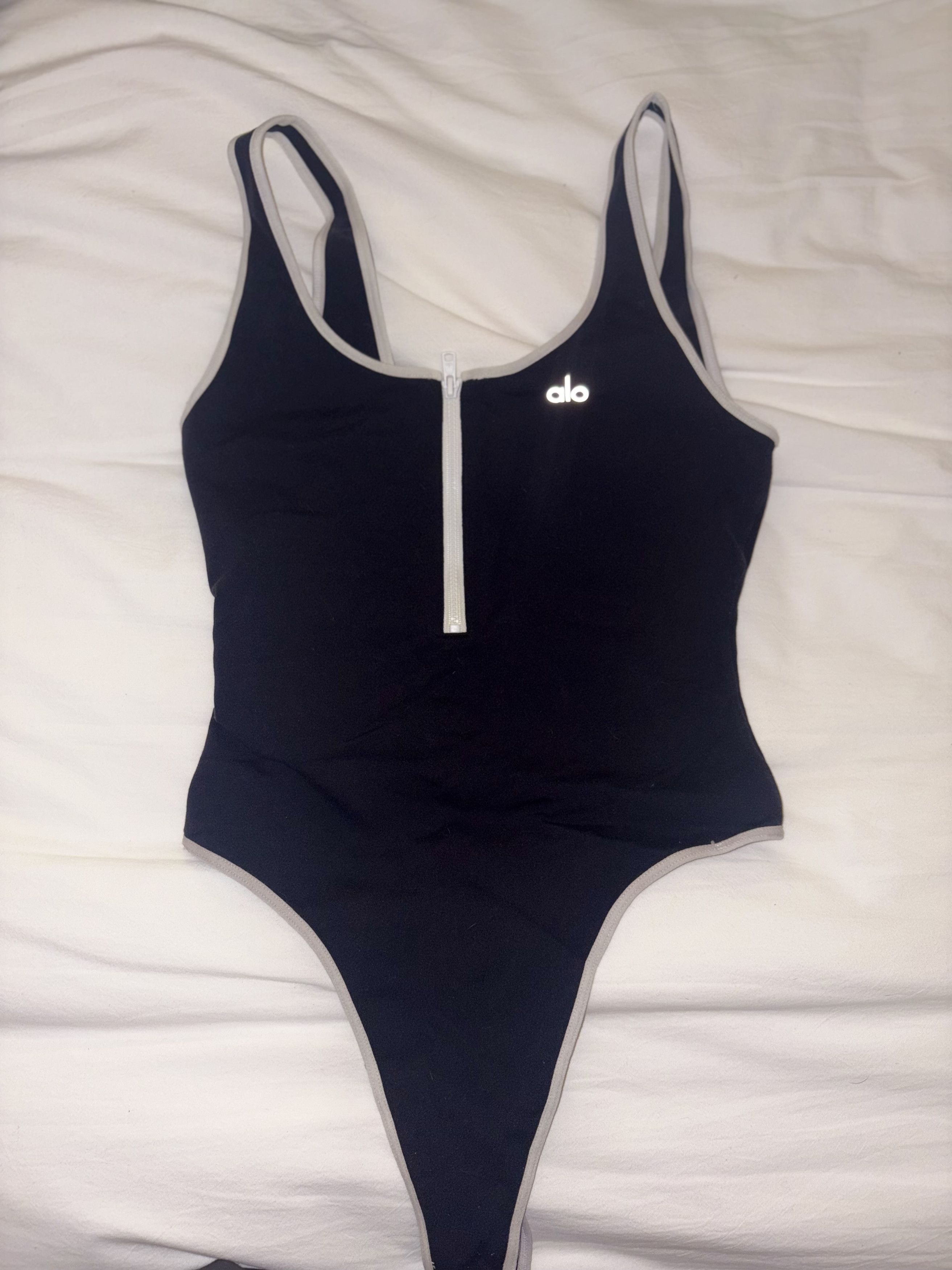 Alo Yoga Alo yoga supernova zip bodysuit | Grailed