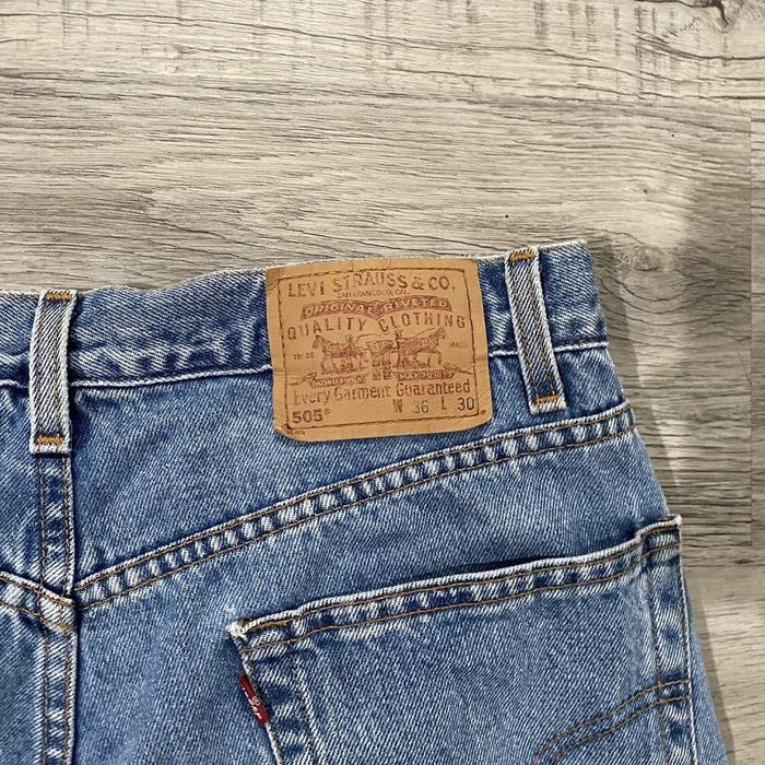 Vintage Vintage 90s blue red tabs Levi’s 505 36 x 30 | Grailed