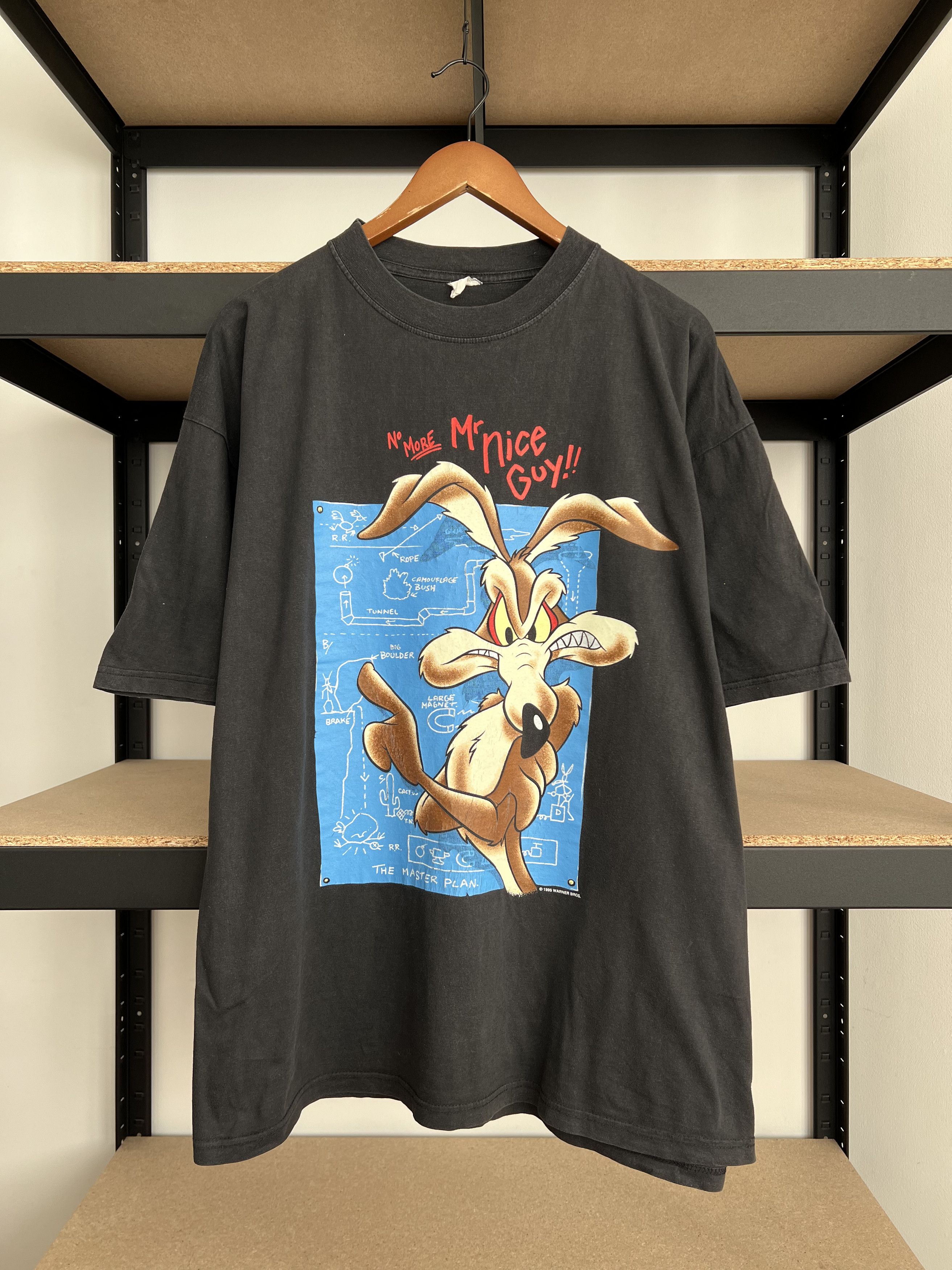 Cartoon Network × Vintage × Warner Bros Vintage 1995 Wile E. Coyote ...