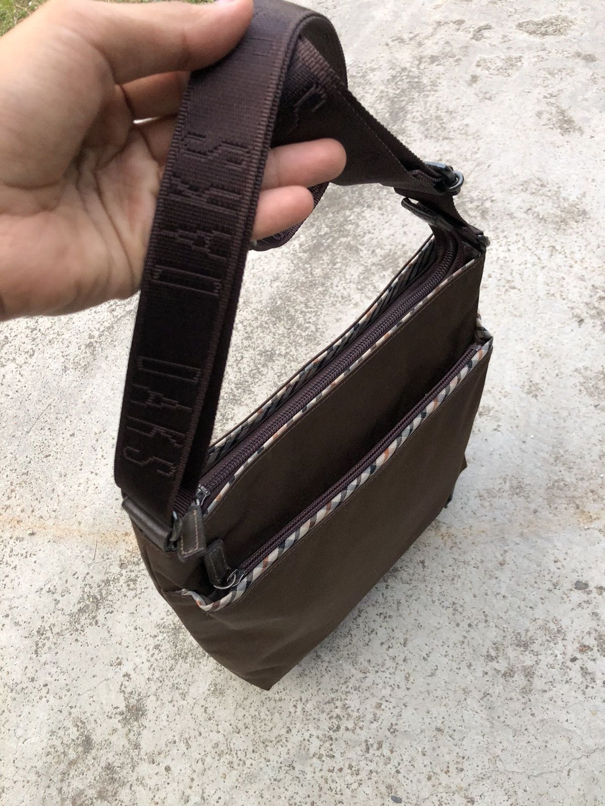 Bag × Daks London × Luxury DAKS LONDON CROSSBODY SLINGBAG | Grailed