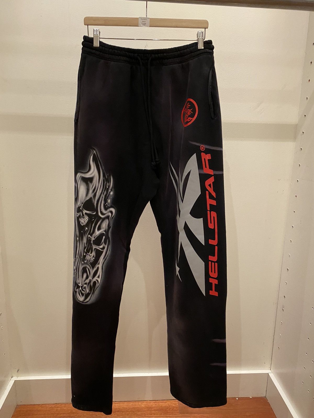 HELLSTAR Hellstar Airbrush Flare Sweatpants | Grailed