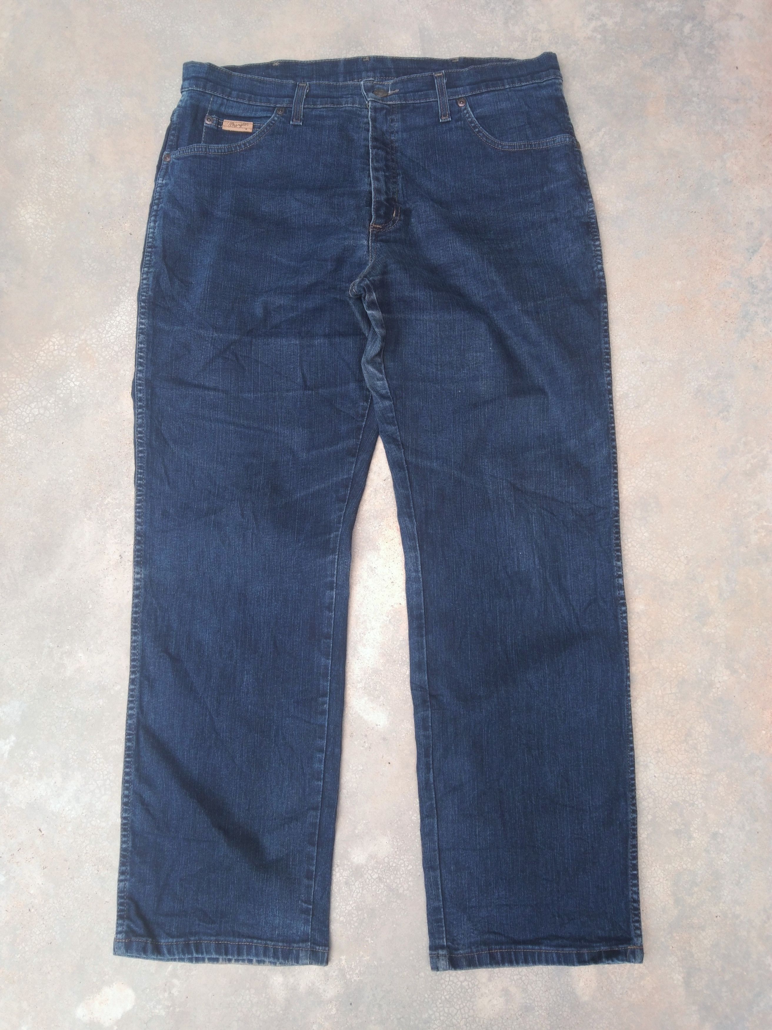 Vintage Wrangler Jeans 36x30 | Grailed