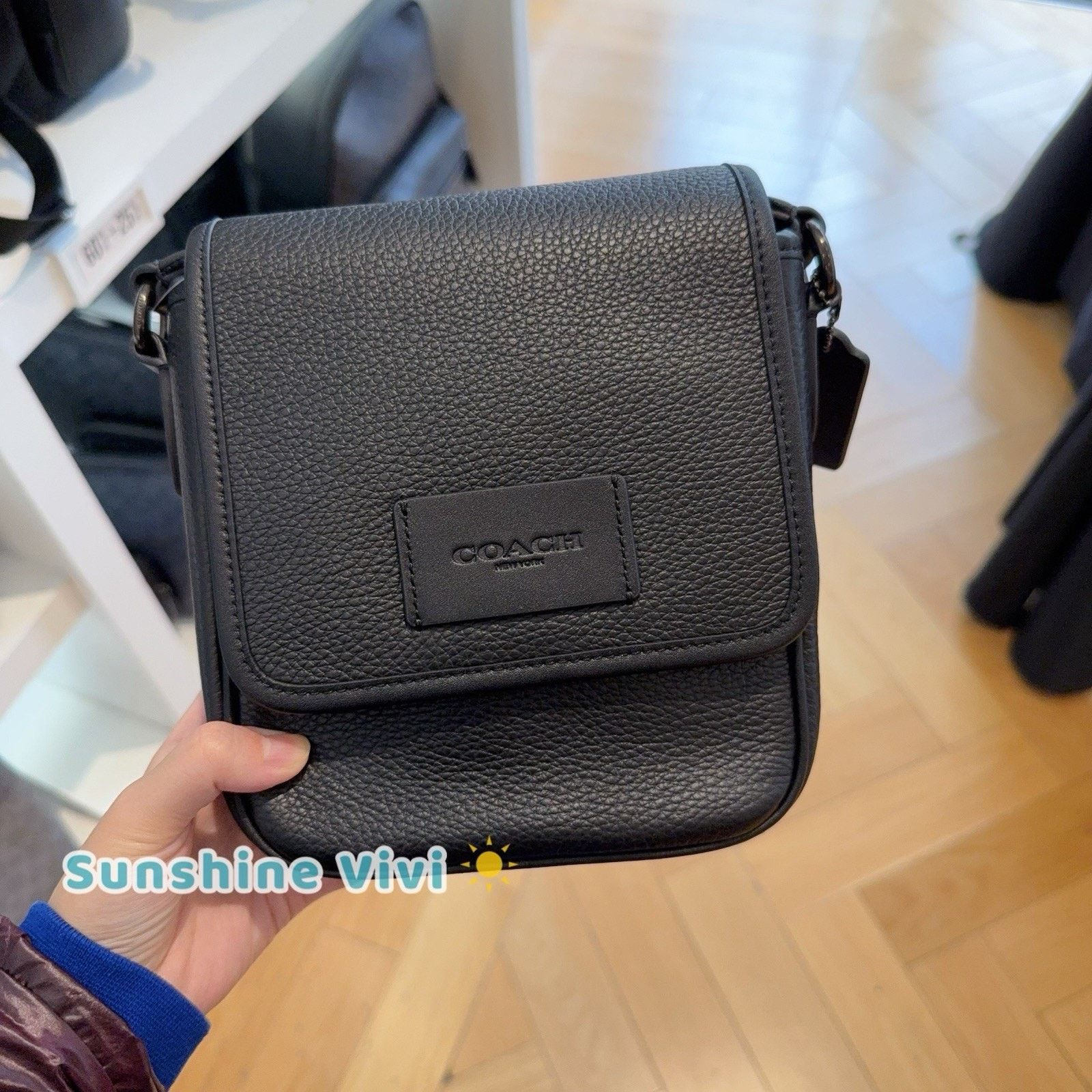 Coach NWT Coach Men's Lucas Crossbody Bag In Leather CAT10 Black | Grailed