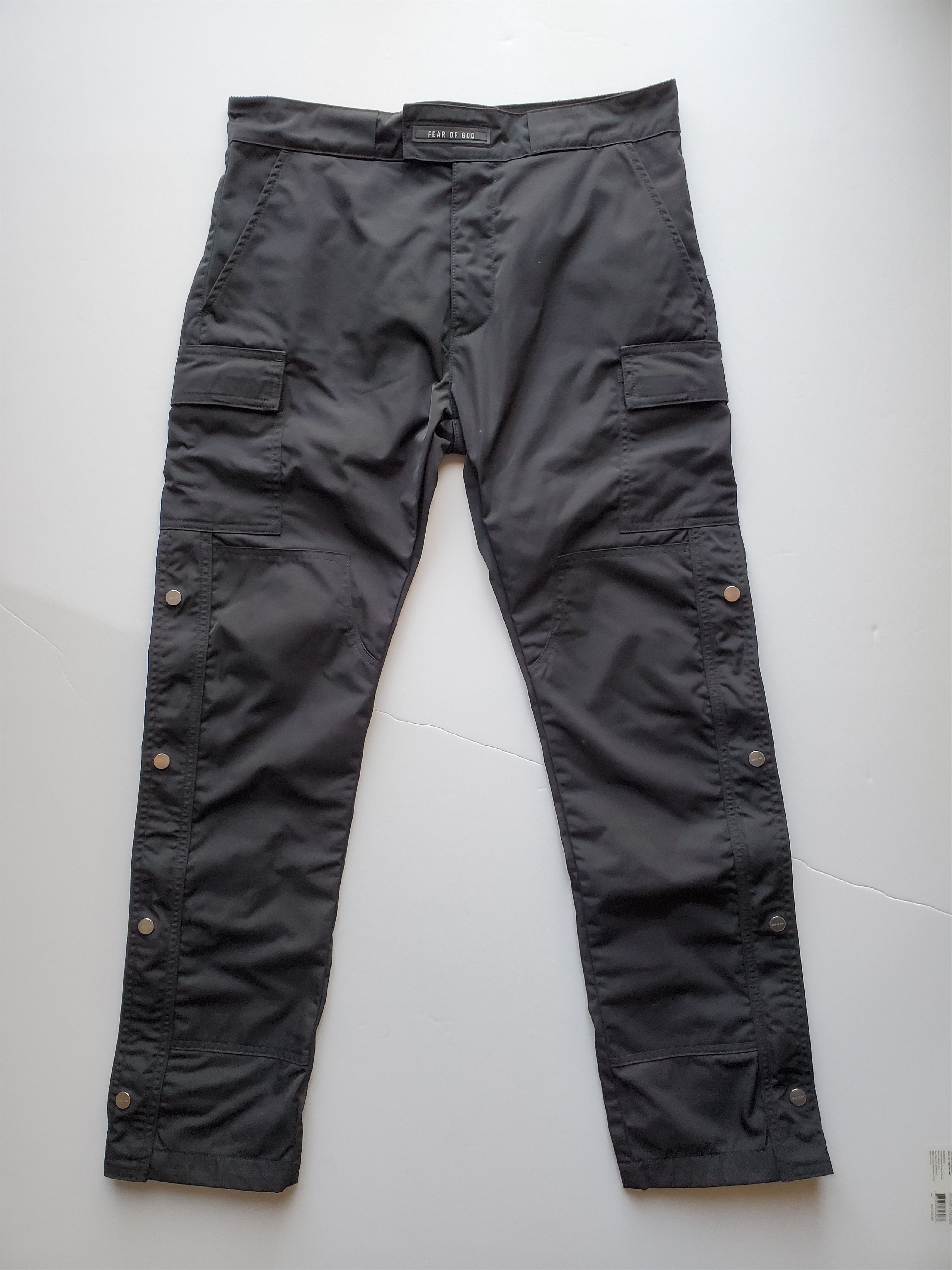 Fear of God Fear of god Snap Cargo Pants Black Sixth collection | Grailed