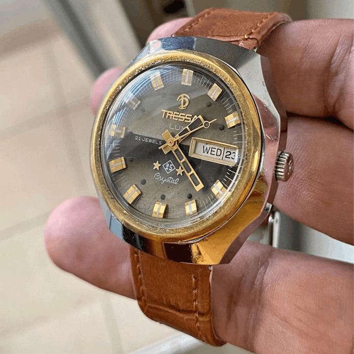 Vintage 1970 vintage Tressa Swiss winding & automatic watch collecti ...