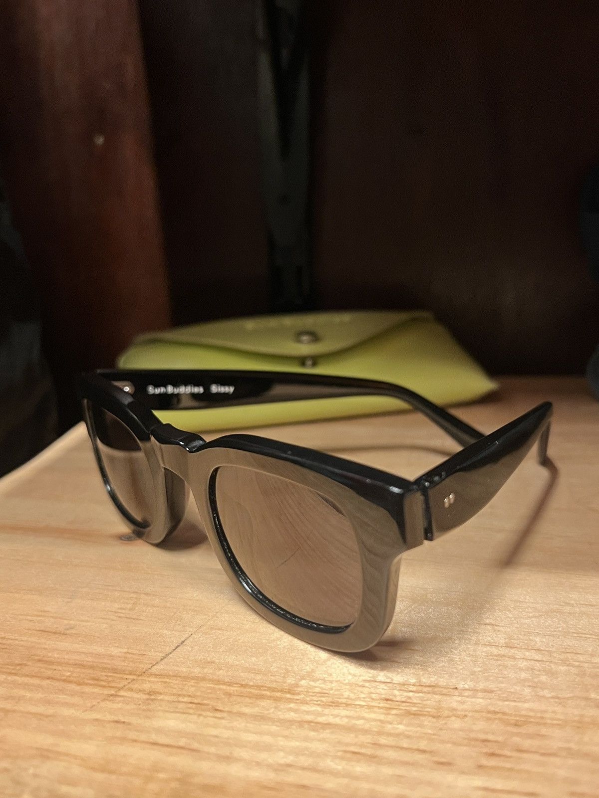 Sun Buddies Sun Buddies Sissy in Black | Grailed