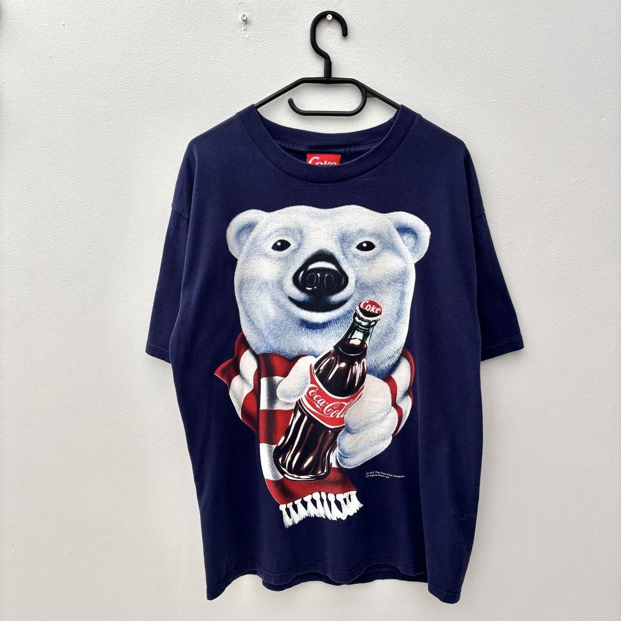 Coca Cola Vintage 1995 Coca Cola polar bear navy blue T-shirt large ...