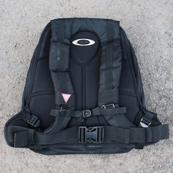 Oakley Oakley Hardshell Backpack Black - Y2K Bag | Grailed