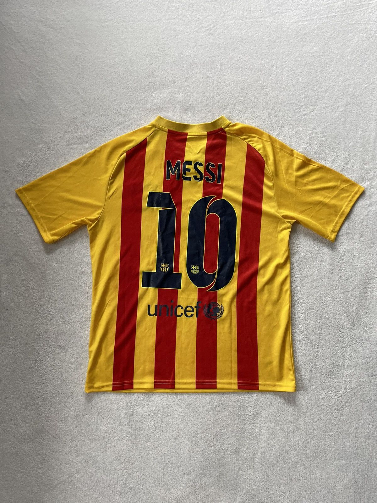 Nike × Vintage ⚽️ NIKE MESSI 10 QATAR AIRWAYS DRI-FIT FCB RETRO TEE | Grailed