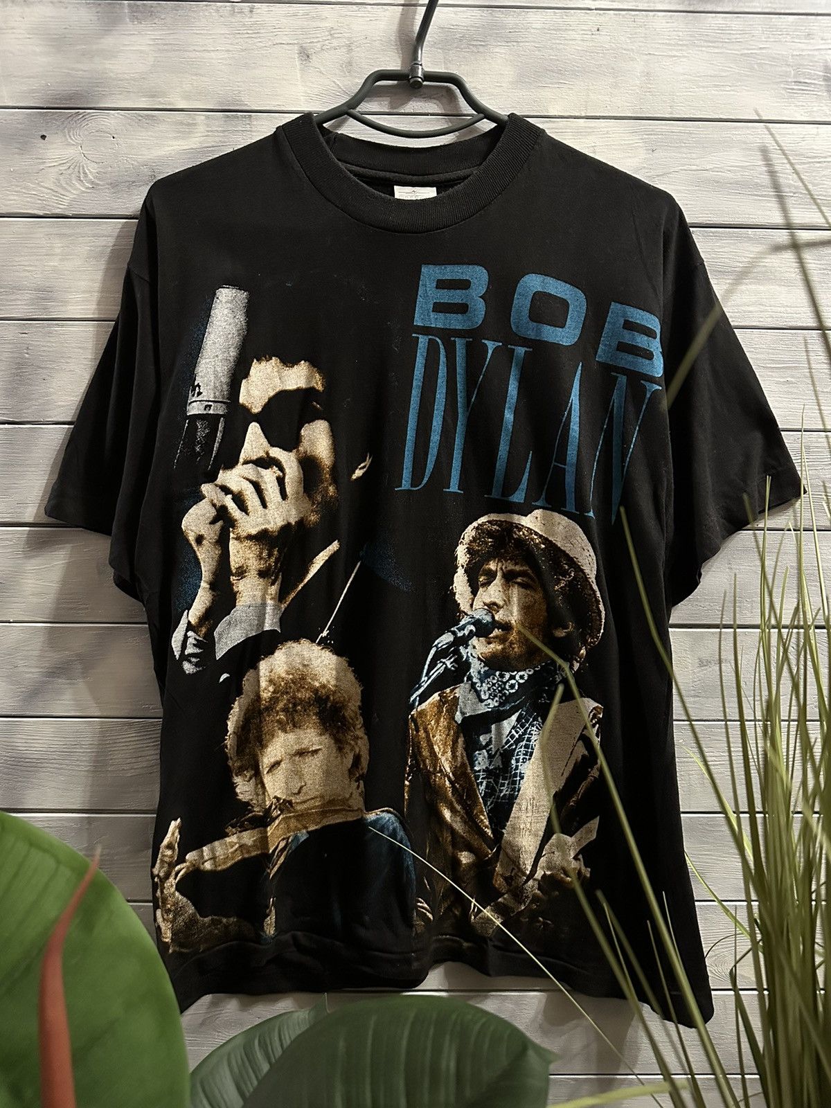 Rock Band × Rock Tees × Vintage Very Rare Vintage T-Shirt Bob Dylan 90s ...