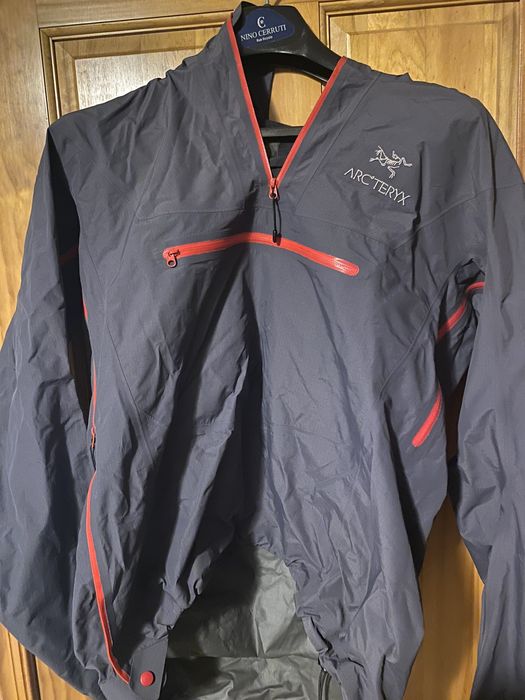 Arc'Teryx *RARE* ARC'TERYX Men's Alpha SL Pullover Gore-Tex navy | Grailed