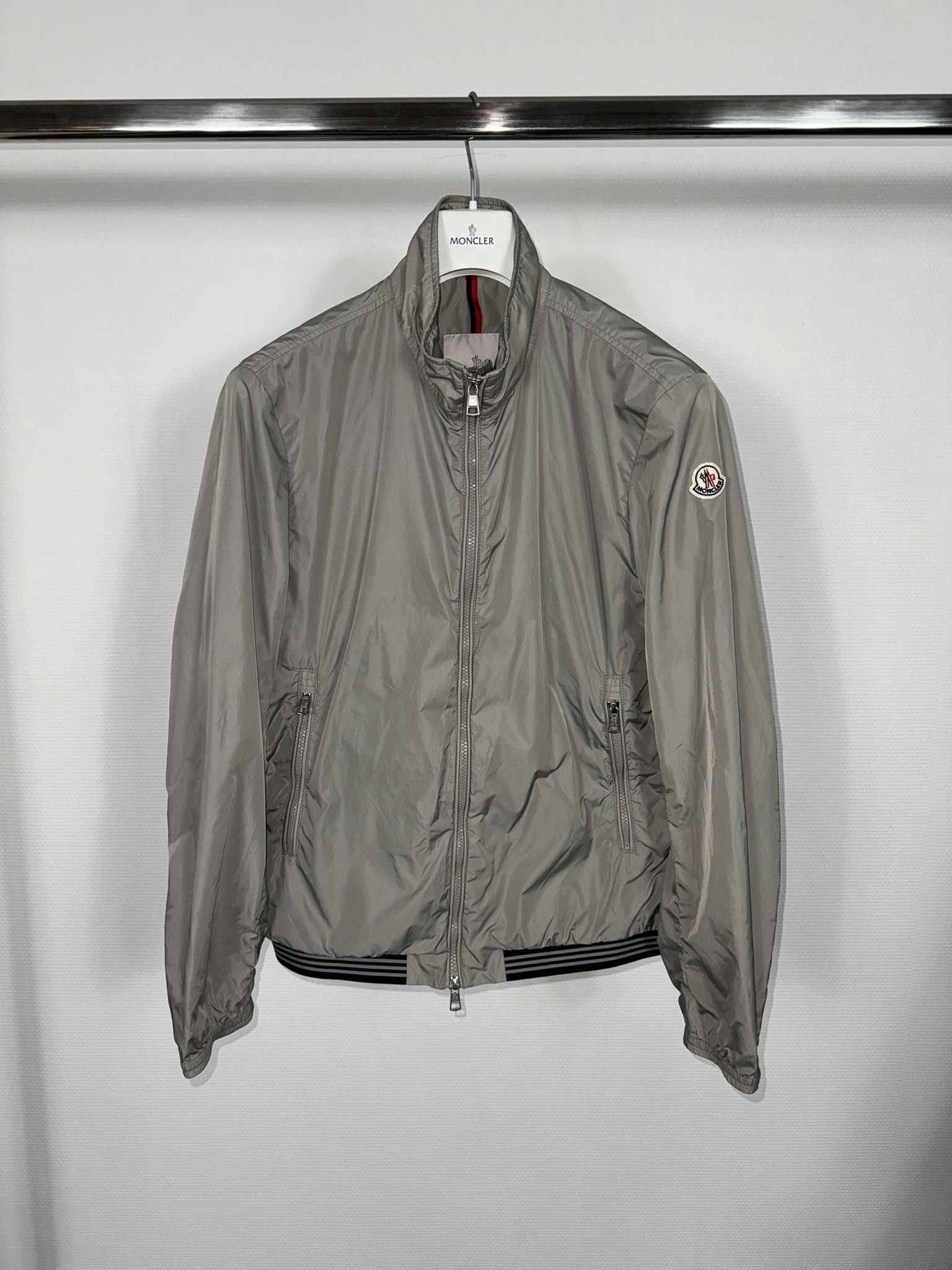 Moncler dany jacket store