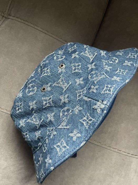 Louis Vuitton LOUIS VUITTON hat SIZES IN PHOTOS SHOWN BY TAPE MEASURE ...