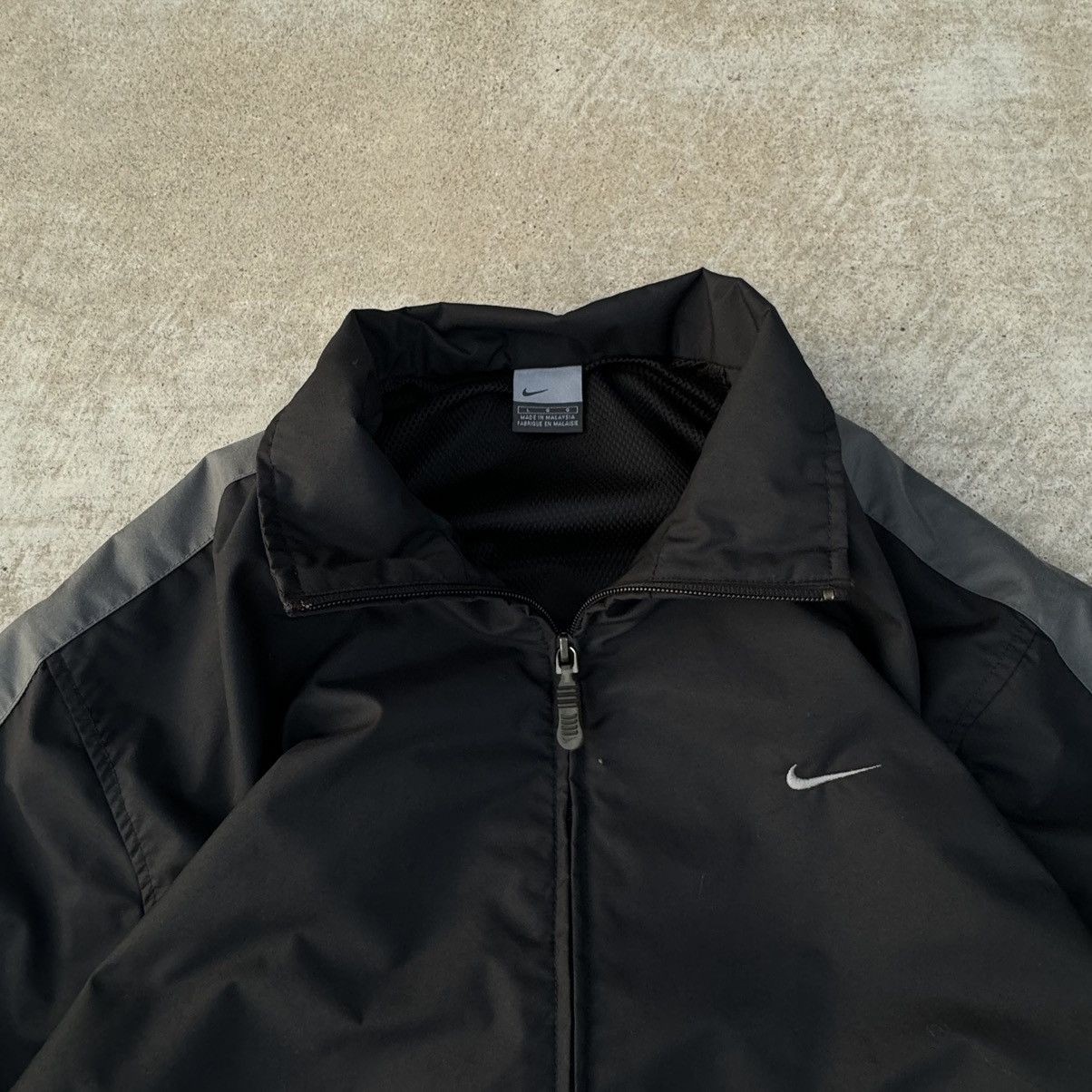 Nike Vintage Y2K Black Nike Jacket Boxy Fit Large | Grailed