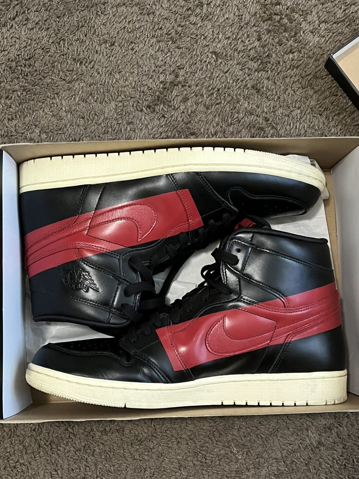 Jordan Brand × Nike Air Jordan 1 Retro High “Couture” | Grailed