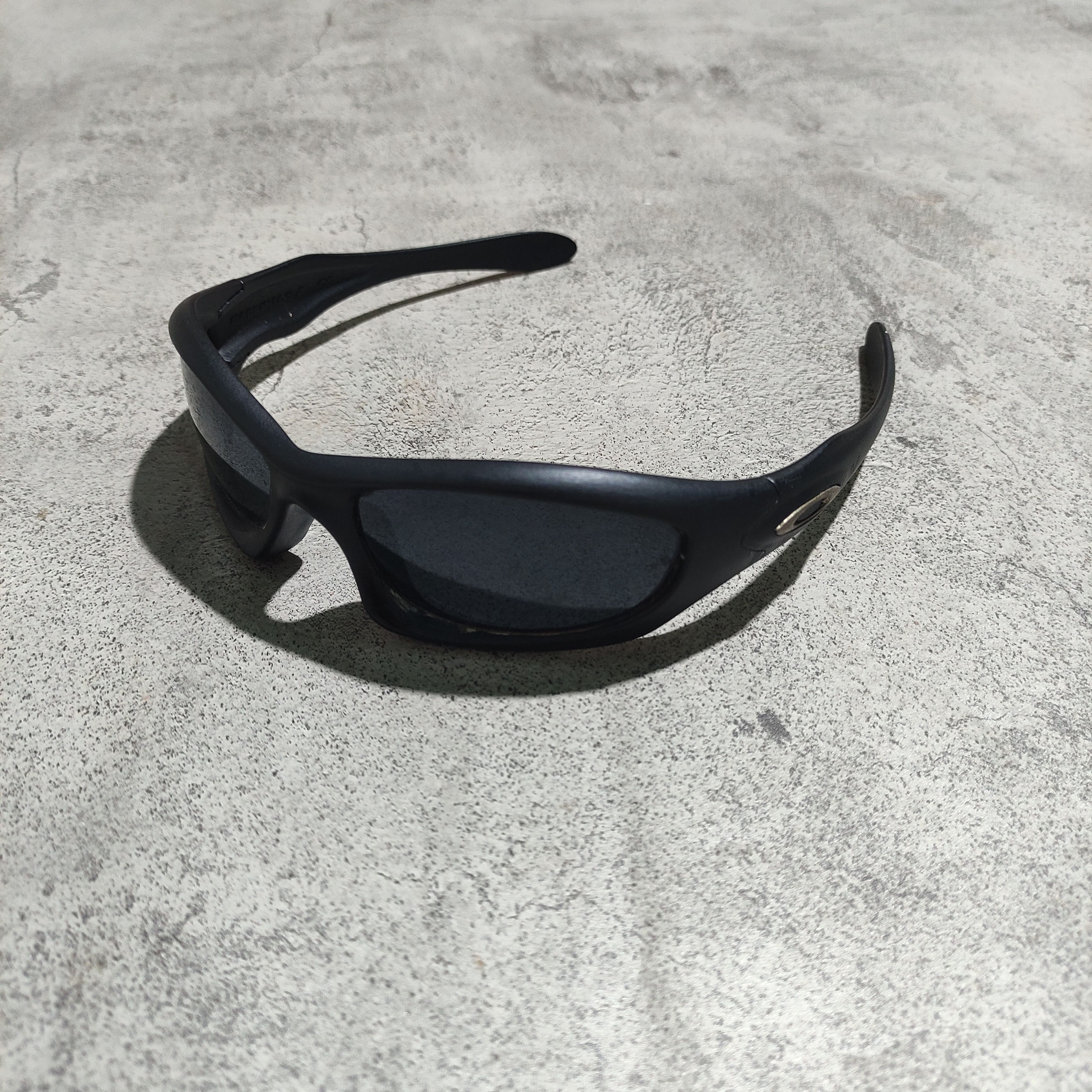 Oakley × Streetwear × Vintage Oakley Monster Dog Sunglasses | Grailed