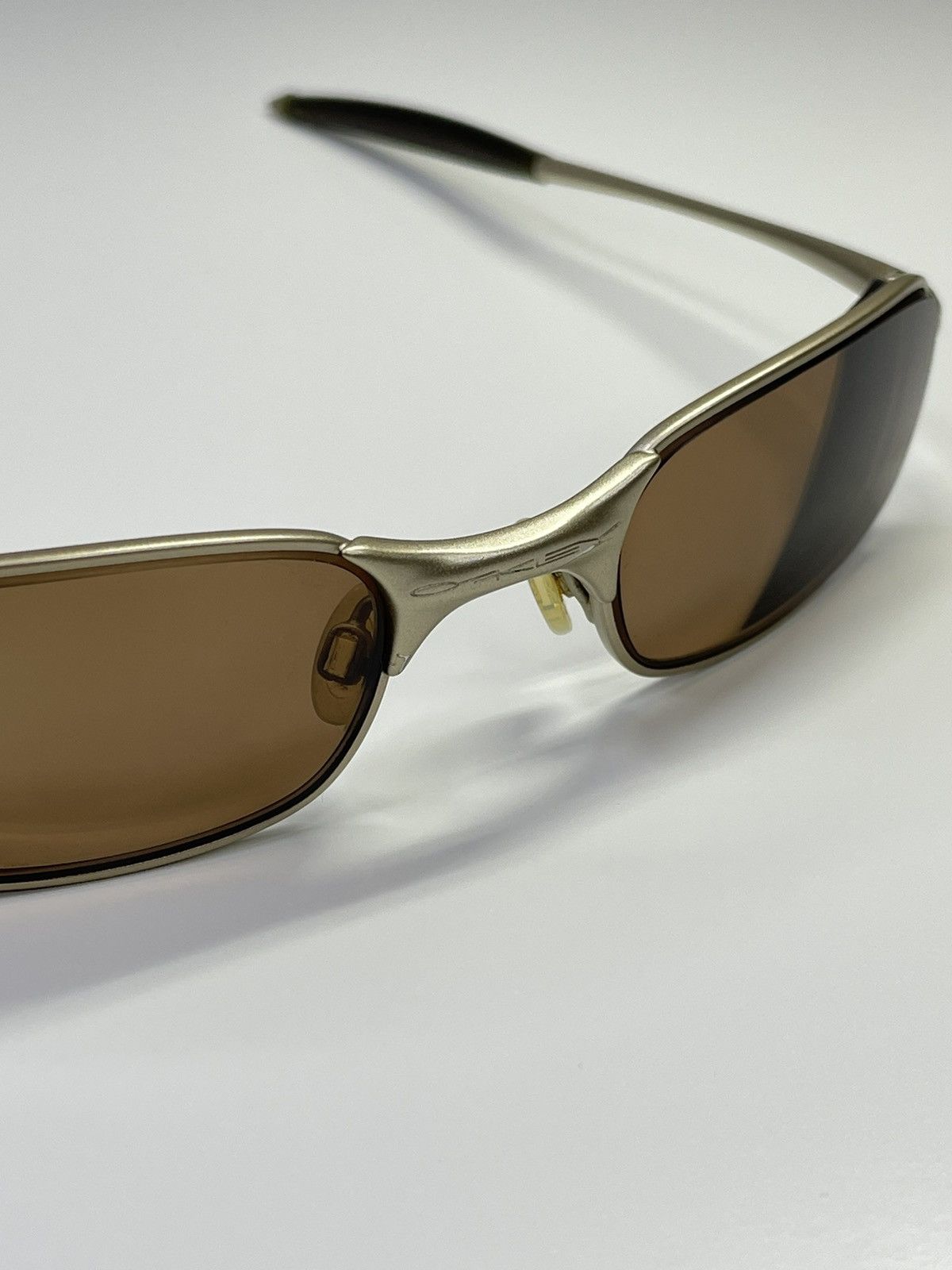 Oakley × Streetwear Oakley Square Wire 2.0 Platinum Gold | Grailed