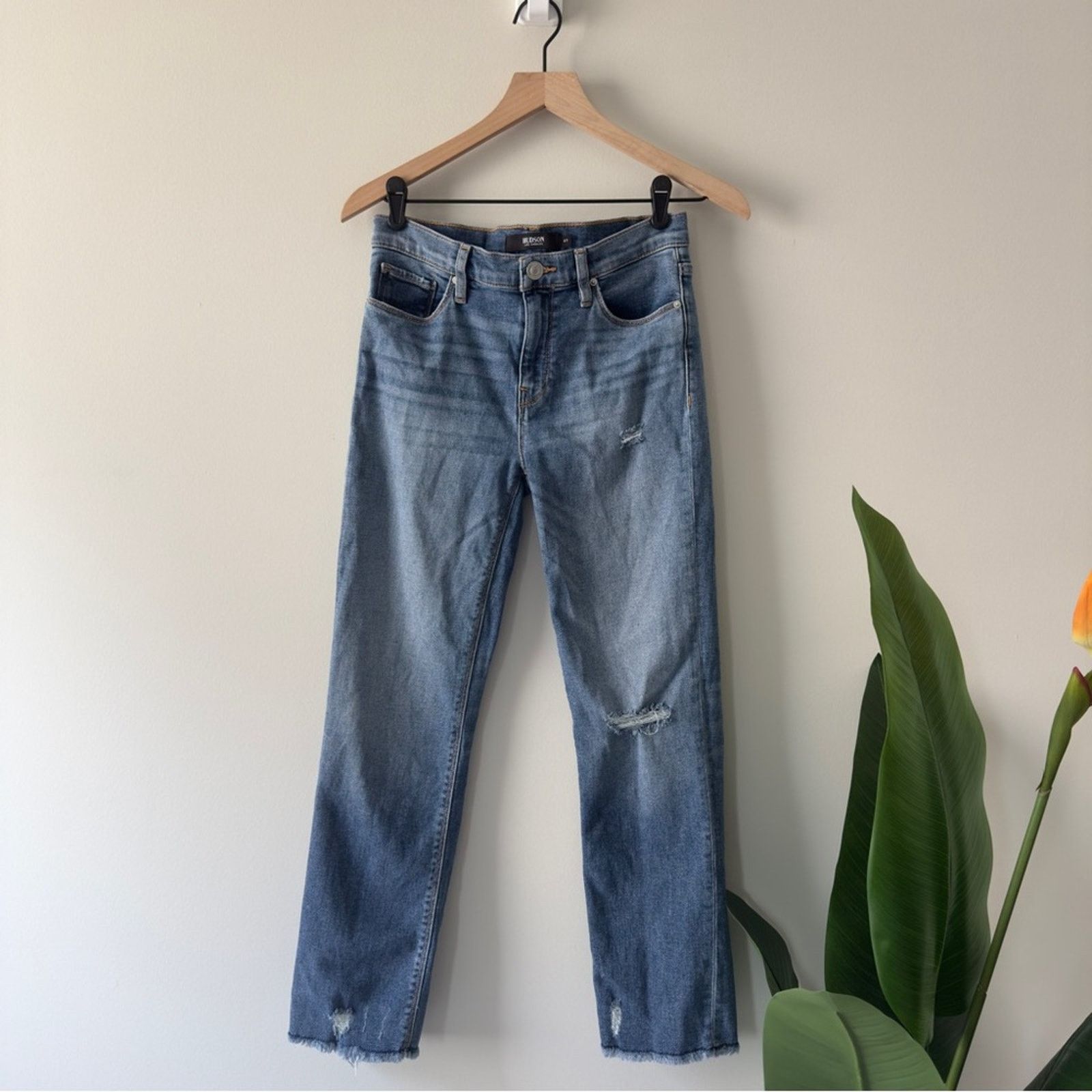 Hudson Hudson Nico Straight Jeans Blue Classic Denim distressed EUC ...
