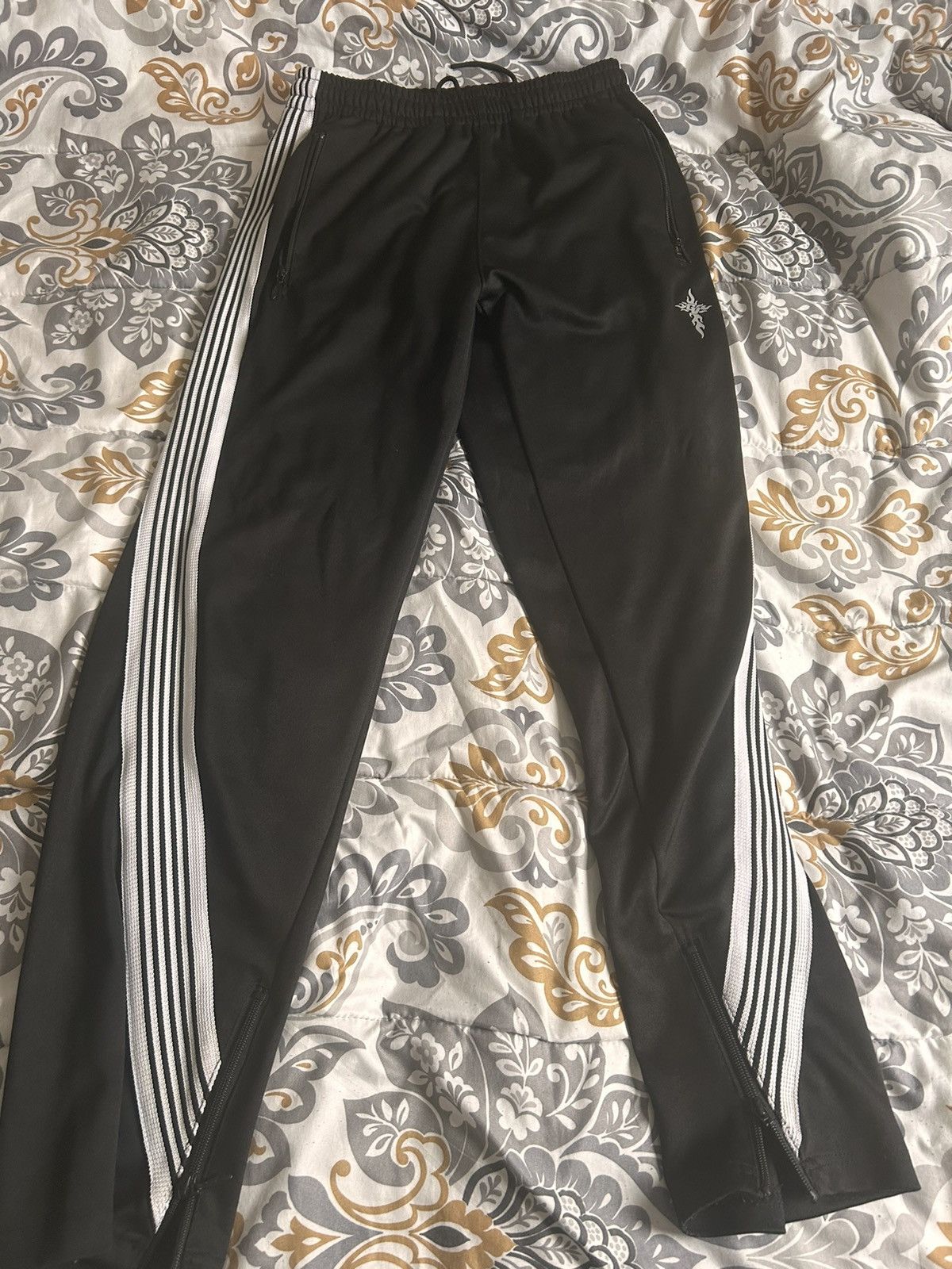 Streetwear Gv Gallery Raspberry Hills Dad Sweats | Grailed