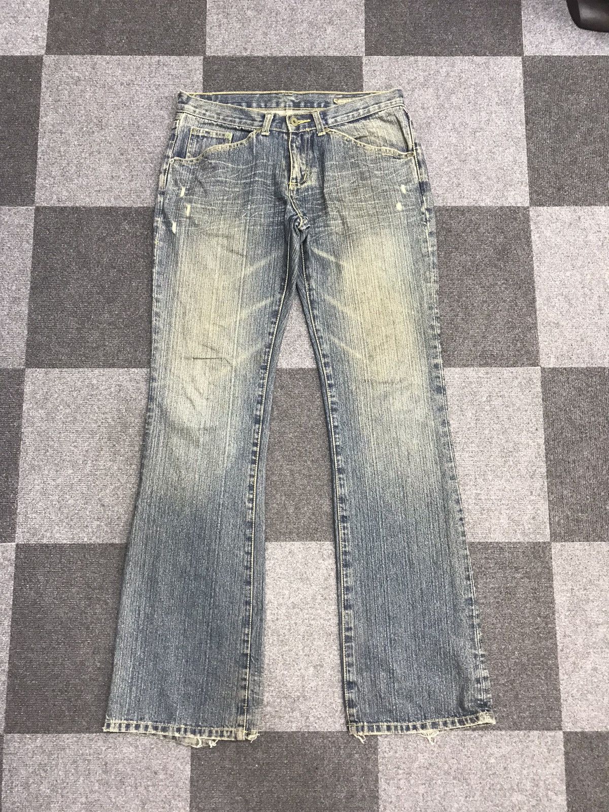 Distressed Denim × Streetwear Chip Pepper Low Rise Flare Jeans | Grailed