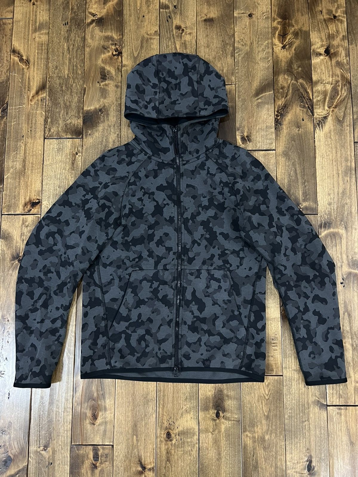 Nike Rare Nike tech fleece zip up hoodie | Grailed