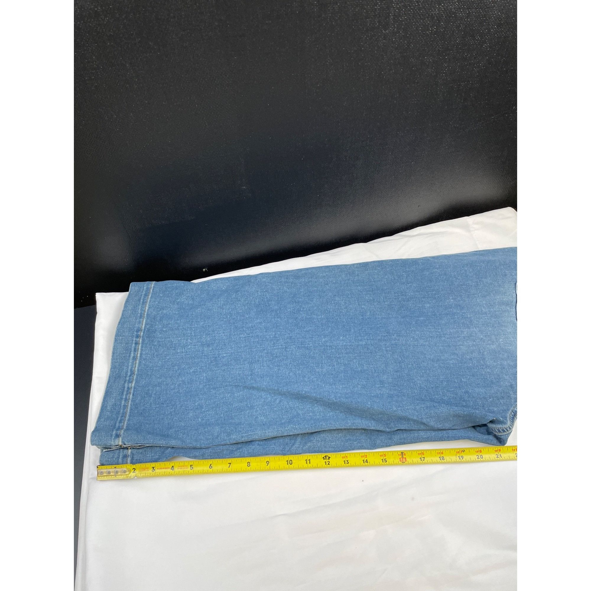 Chaps Chaps Women's Blue Cropped Jeans Mid Rise/Wide Leg Size 14 S ...