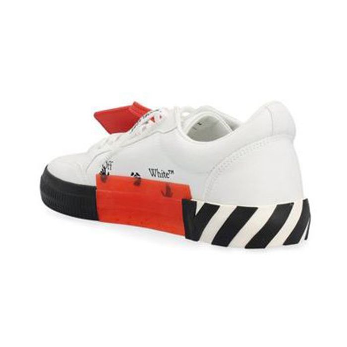 Off-White o1b1xh1ea0324 Vulcanized Canvas Low Top Sneaker White/ Black ...