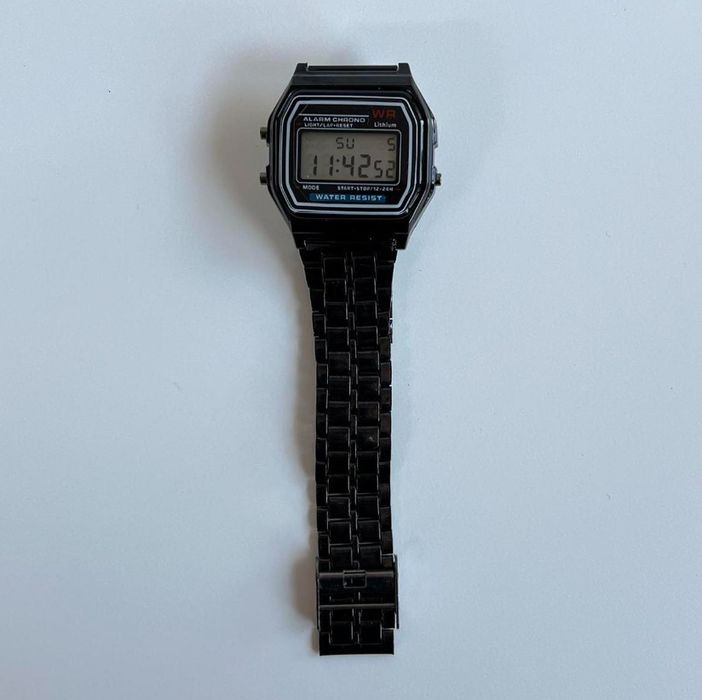 Casio Y2K 2000s vintage retro black stainless steel digital watch | Grailed