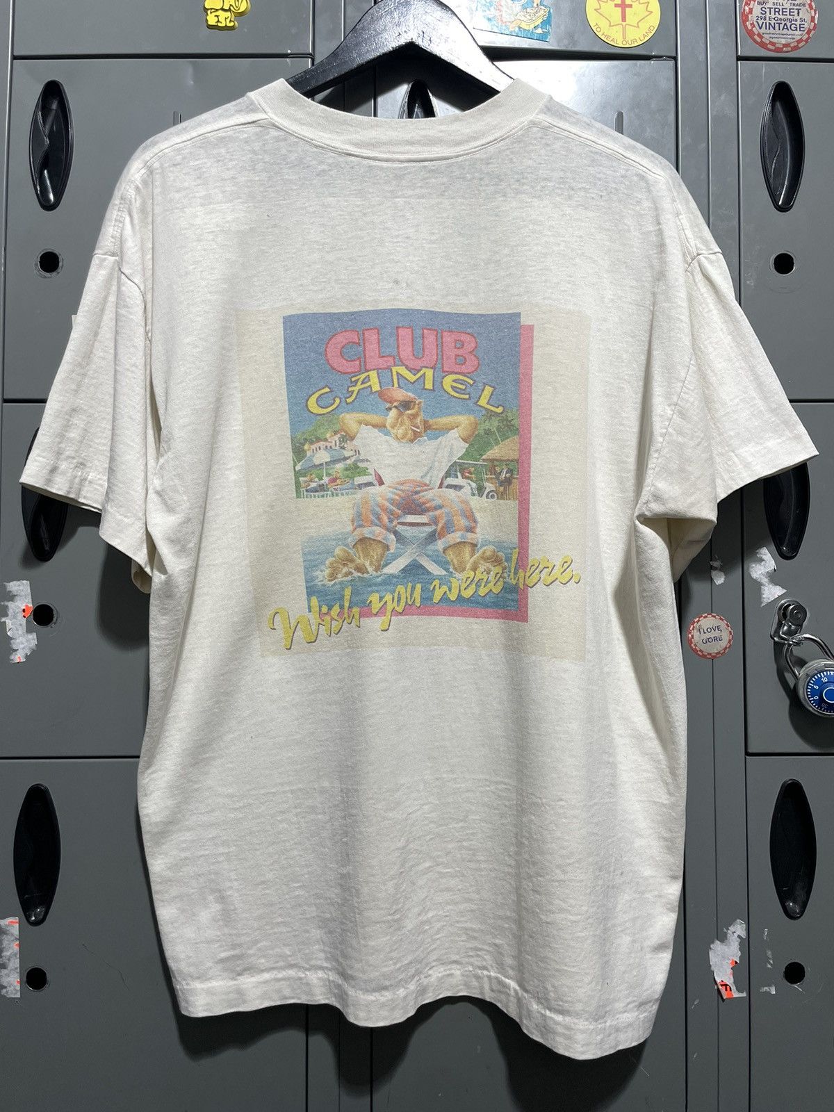Art × Camel × Vintage Vintage 90s Club Camel Pocket t Joe Camel ...