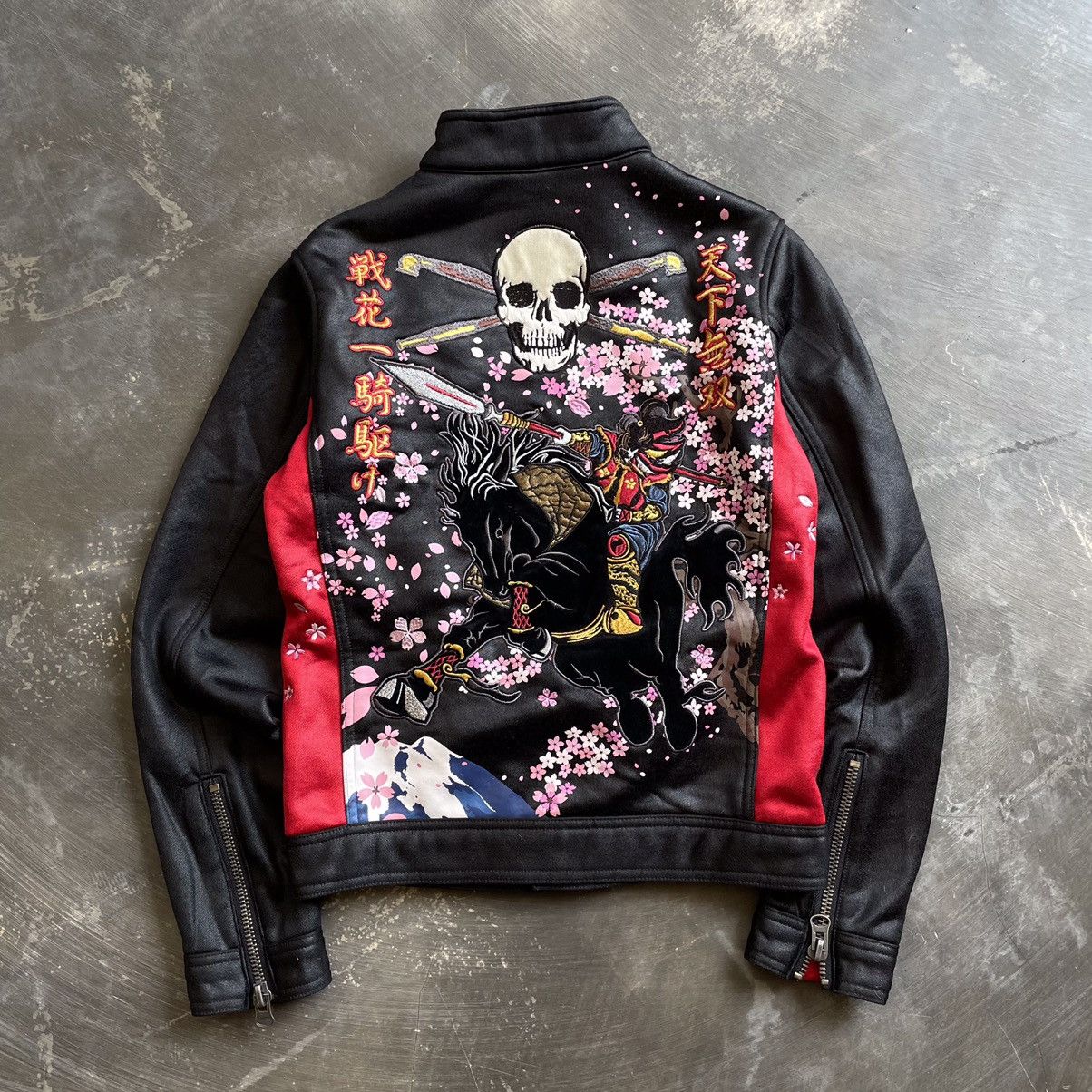 Skulls × Sukajan Souvenir Jacket YUKIMURA sanada skull spear embroidery ...