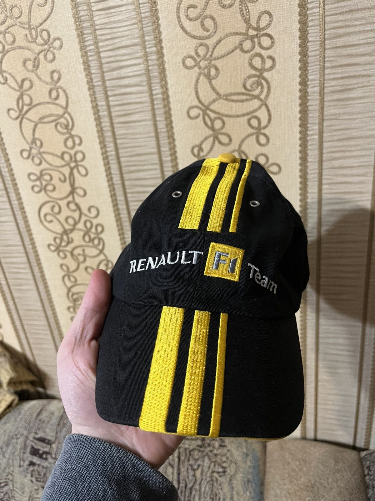 Vintage Formula 1 Renault cap | Grailed
