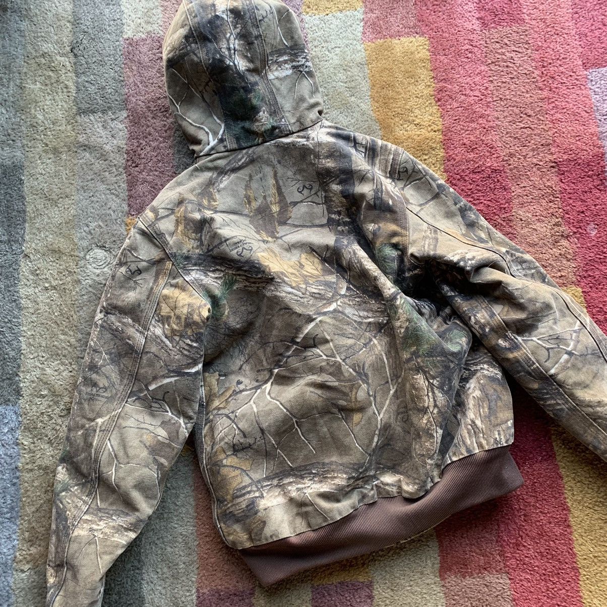 Vintage Vintage Carhartt Realtree Camo work wear hooded jacket | Grailed