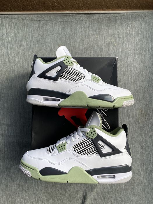 Nike Jordan 4 Seafoam | Grailed
