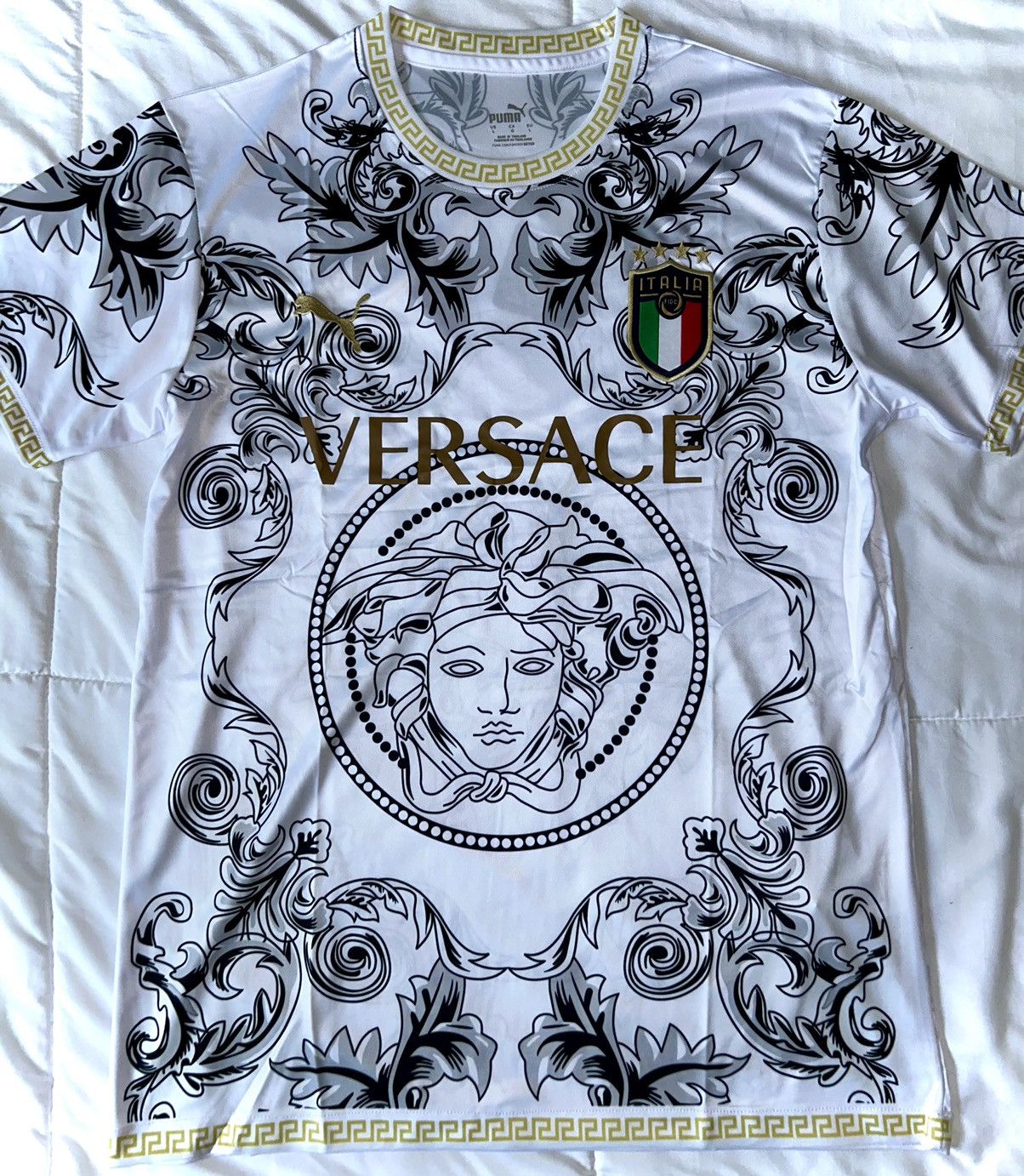 Puma × Versace VERSACE X ITALY LIMITED EDITION KIT | Grailed