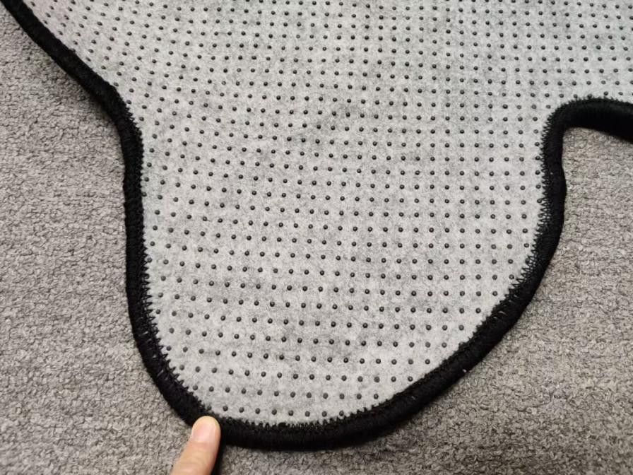 Custom Chief Keef Thot Breaker Glo Gang Wool Thread Carpet | Grailed