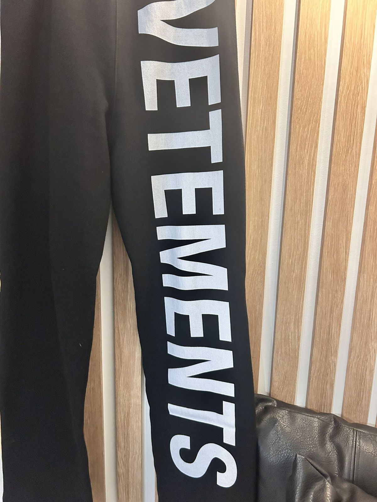 Vetements Vetements Logo sweatpants | Grailed