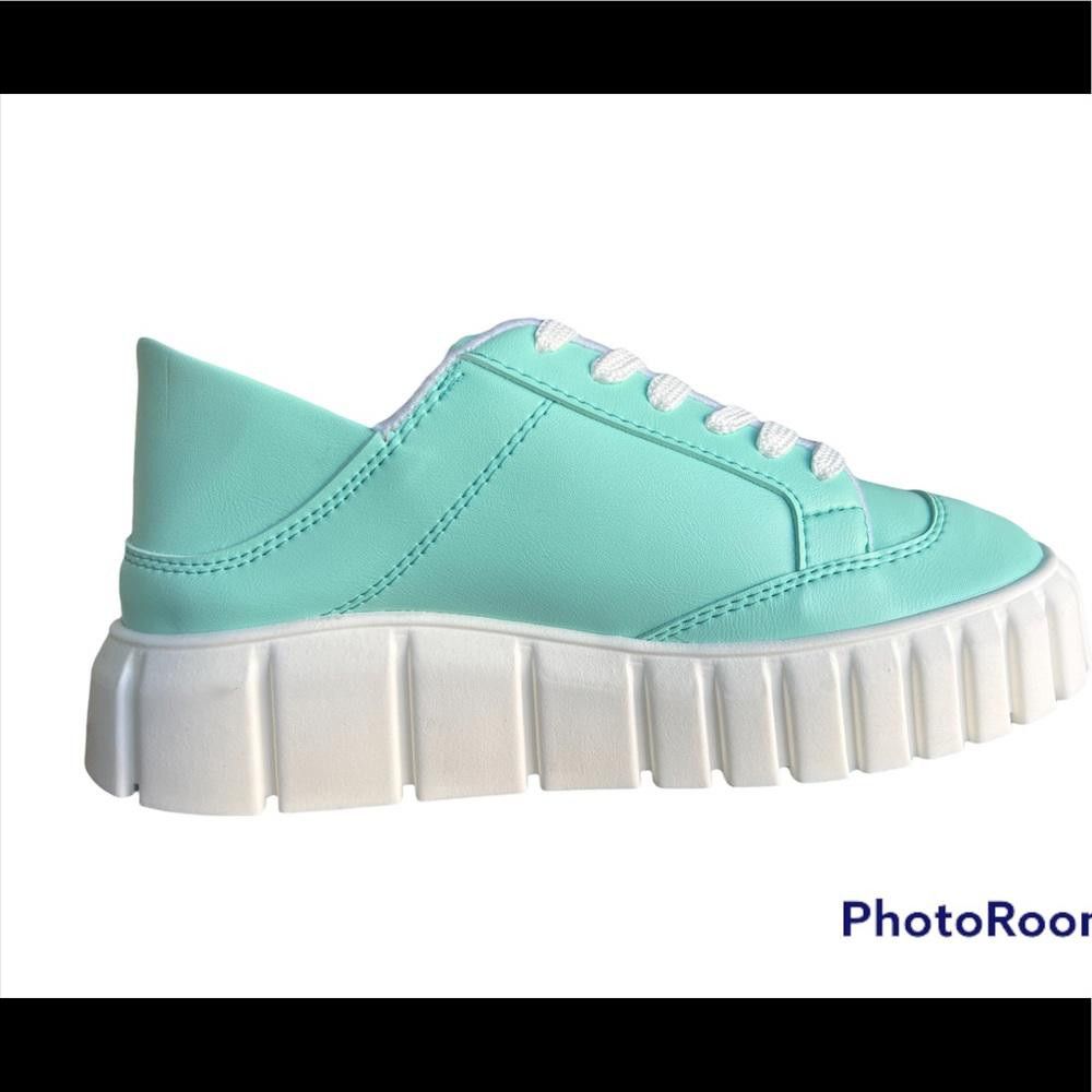 Designer Women’s Light Green Shoes Made in Colombia | Grailed