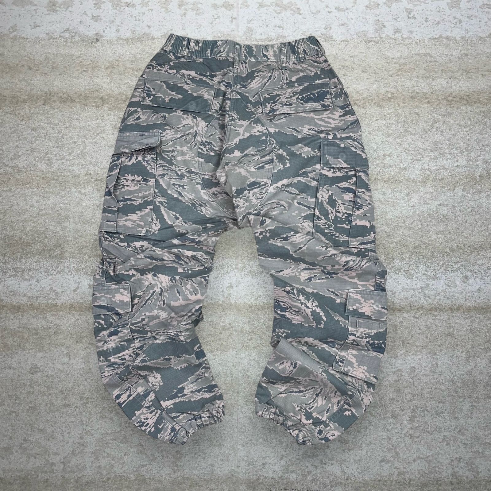 Vintage Crazy Vintage 90s Military Camo Tactical Pants Tiger Baggy ...