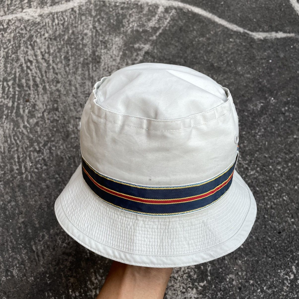 Hat × Rock Band × Streetwear liam gallagher style. Vintage bucket hat ...