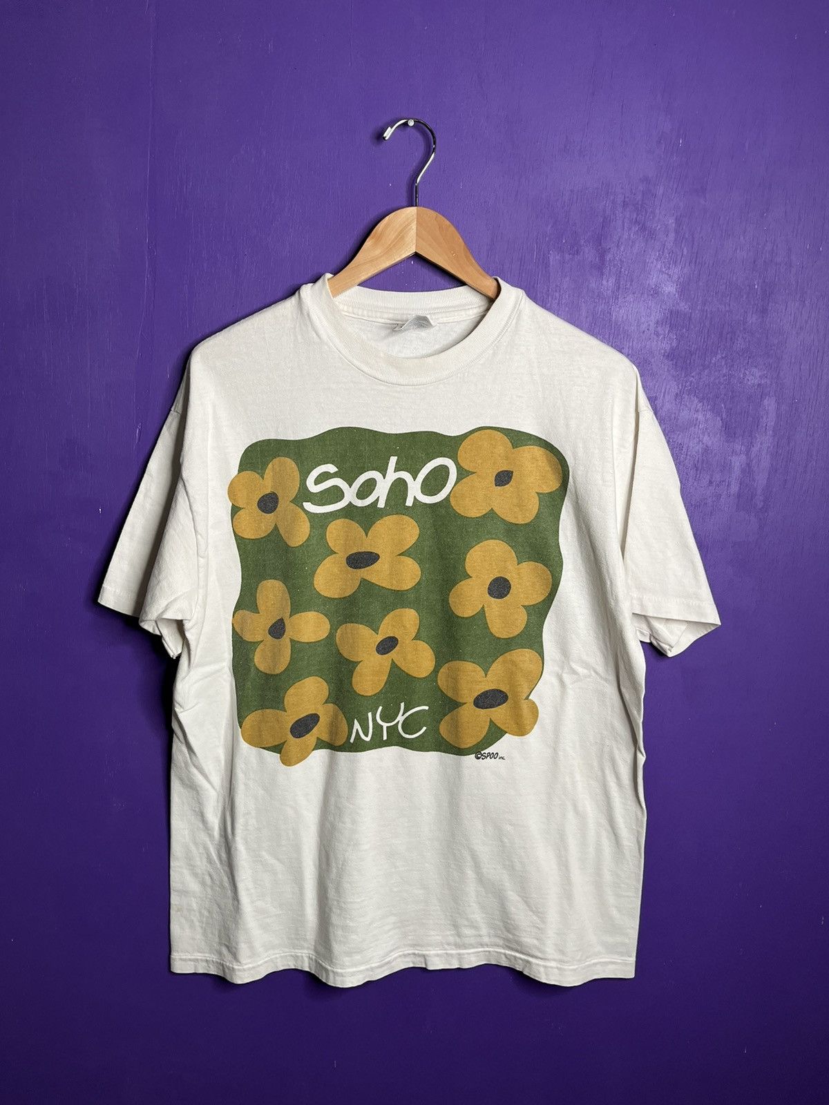 Vintage Vintage 90s New York SOHO flowers art t-shirt | Grailed